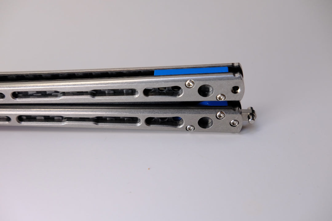 Chimera V2 Stonewashed - Carbon Fiber/Blue G10 – Hom Design LLC